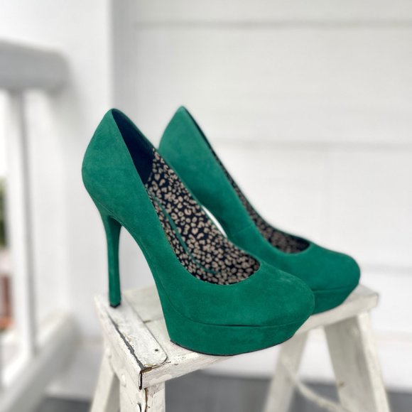 Jessica Simpson | Shoes | Jessica Simpson Emerald Fonda Heels | Poshmark